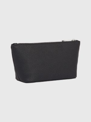 Pebble Grain Monogram Washbag Black Tommy Hilfiger