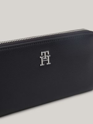 Essential Th Monogram Large Zip Around Wallet Black Tommy Hilfiger