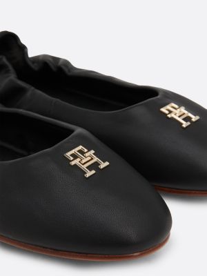 Ballerina Aus Leder Mit Th Monogramm Emblem Schwarz Tommy Hilfiger