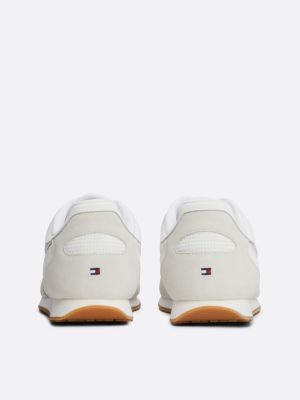 Sport Heritage Runner Sneaker aus Nubukleder WeiB Tommy Hilfiger