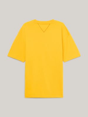T Shirt Met Opgestikte Zak En Embleem Geel Tommy Hilfiger